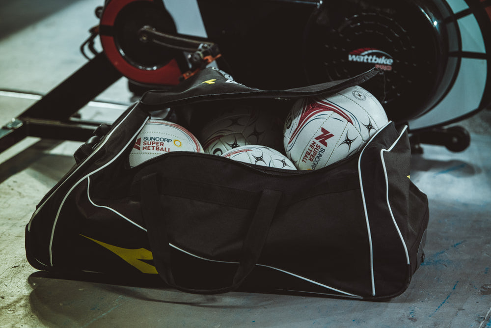 Buying Guide: Netball equipment and clothing – Splay (UK) Limited